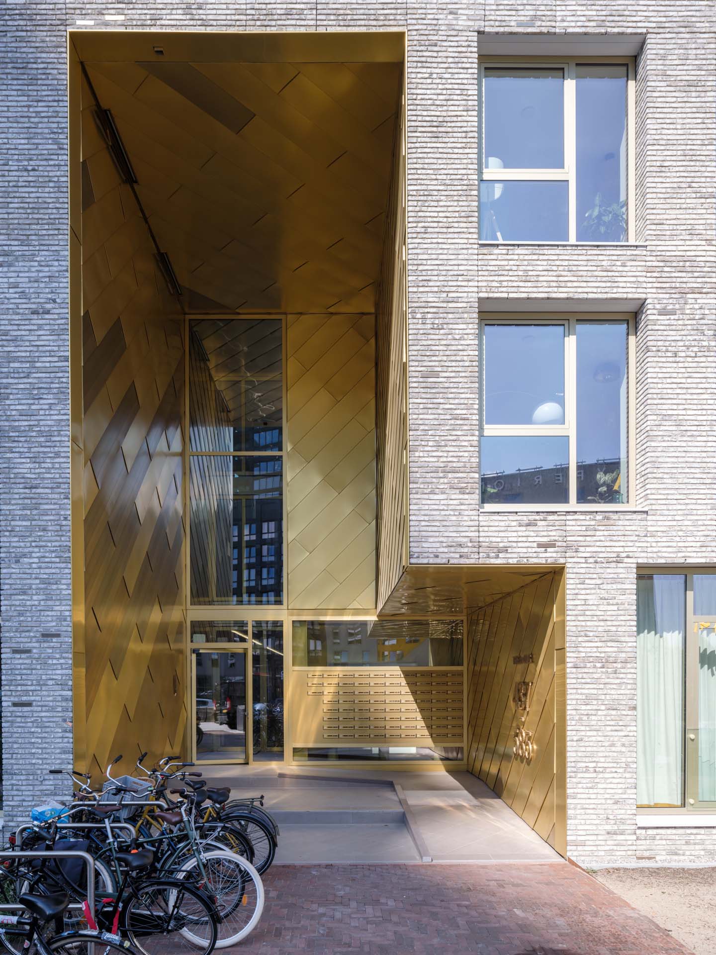 KCAP Complete The Twins, in Amsterdam